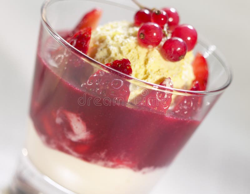 Vanilla and Strawberry Sundae Stock Photo - Image of summer, fromage ...