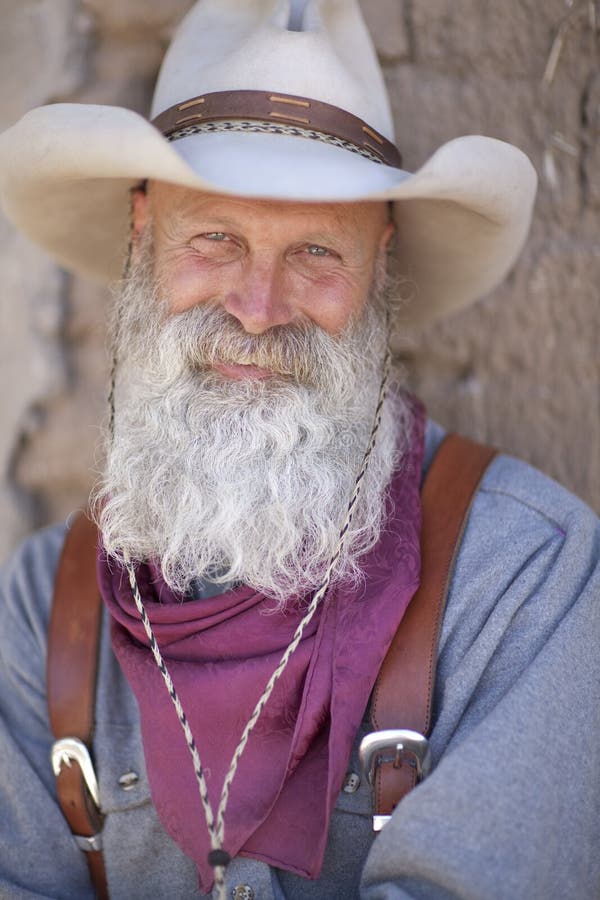 Vaquero foto de archivo. Imagen de feliz, barba, sombrero - 12320236