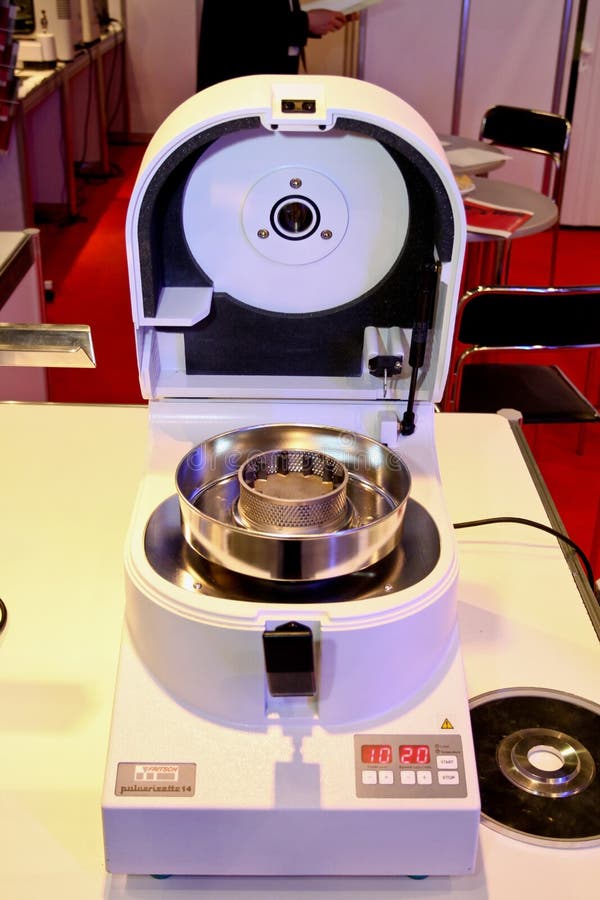 Variable Speed Rotor Mill PULVERISETTE 14 Editorial Stock Image - Image ...