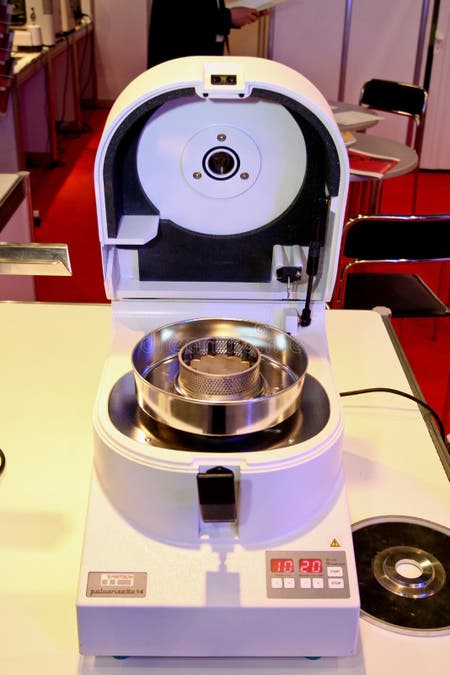 Variable Speed Rotor Mill PULVERISETTE 14 Editorial Stock Image - Image ...