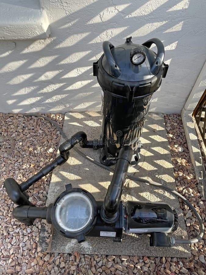 Variable Speed Swimming Pool Pump and Cartridge Filter System Editorial ...