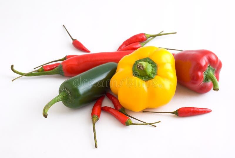 Variedade Diferente De Pimentos Ou De Pimentões, Isolada No Branco ...