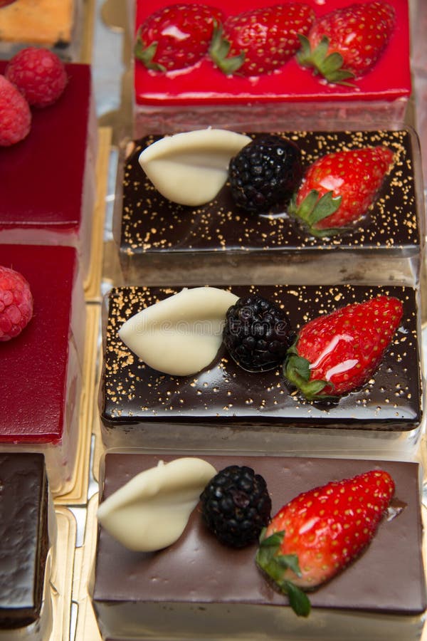 Variety of Italian Decorated Pastries, Cakes and Slices of Cake Stock ...