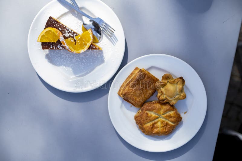 Puff Birds Down Stock Photos - Free & Royalty-Free Stock Photos from ...