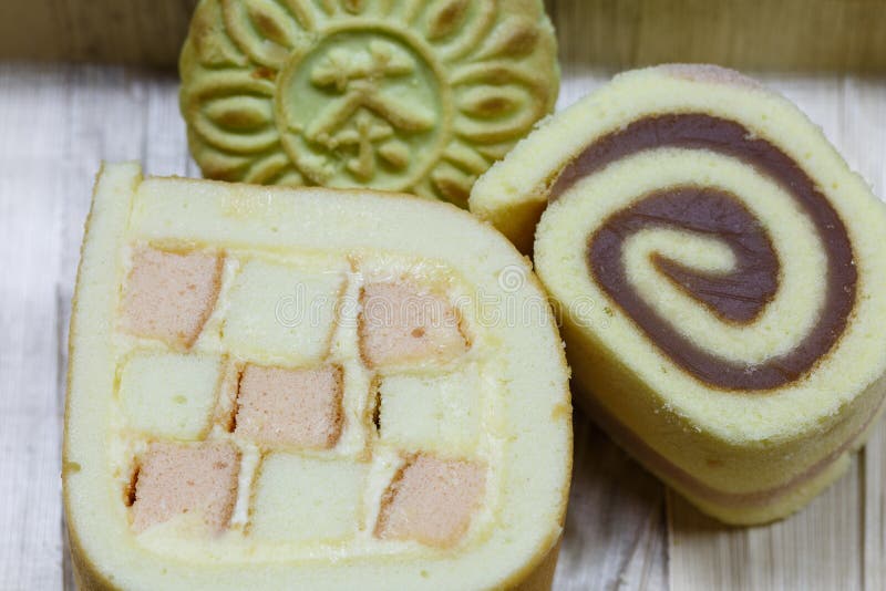 A Variety of Traditional Chinese Pastry Stock Image - Image of snacks ...