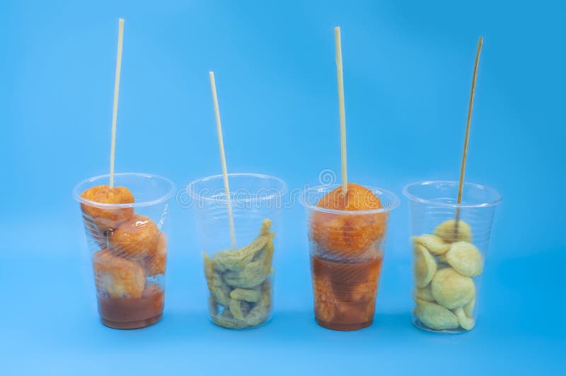 Kwek – Kwek Tokneneng – A Filipino Tempura Like Street Food In