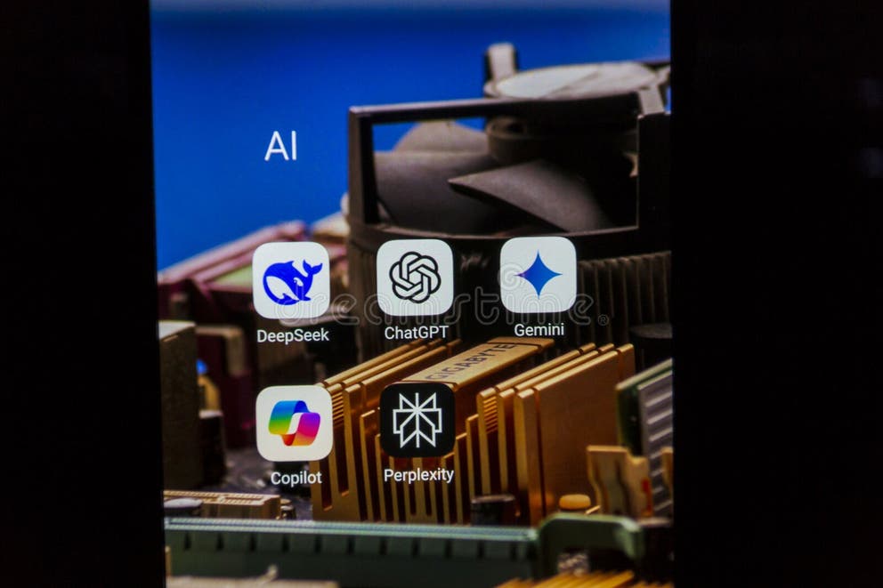 Various Artificial Intelligence Mobile Apps, DeepSeek, ChatGPT, Gemini ...
