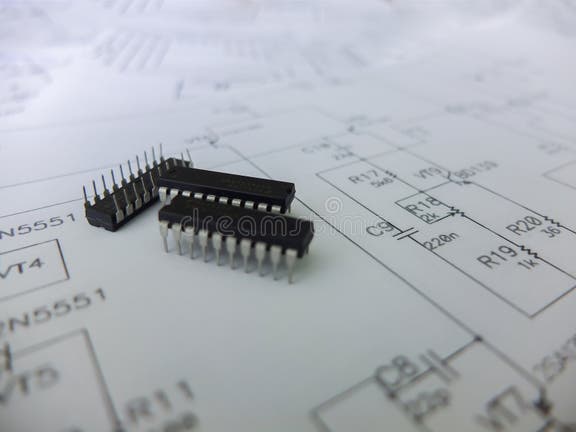 Various Integrated Circuits, Microcontrollers in DIP SOIC TQFP Packages ...
