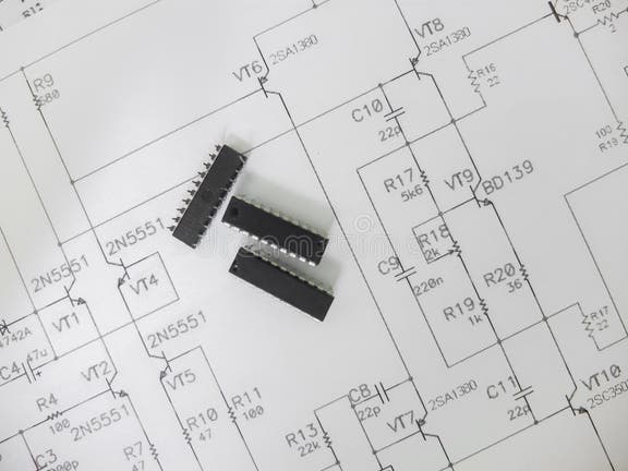 Various Integrated Circuits, Microcontrollers in DIP SOIC TQFP Packages ...