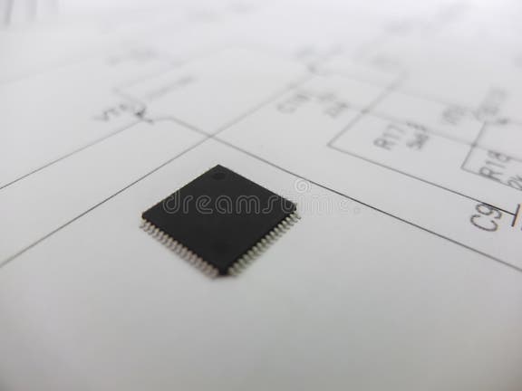 Various Integrated Circuits, Microcontrollers in DIP SOIC TQFP Packages ...