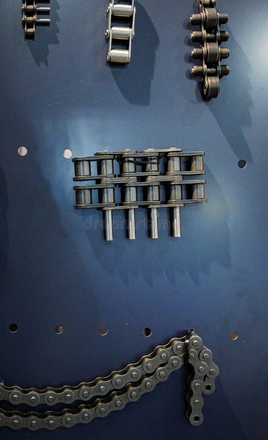 128 Various Metal Industrial Chains Stock Photos - Free & Royalty-Free ...