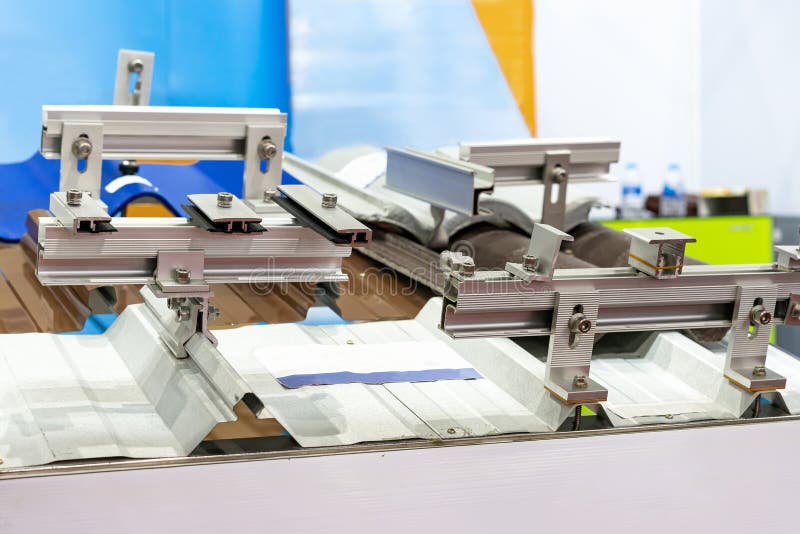 Various Sample Device of Solar Cell Mounting for Installation on Roof ...