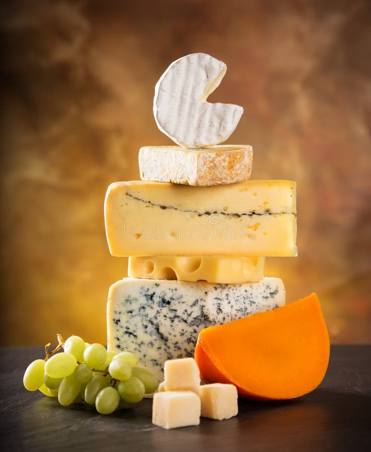 Various types of cheese stock image. Image of slice, blue - 50392637