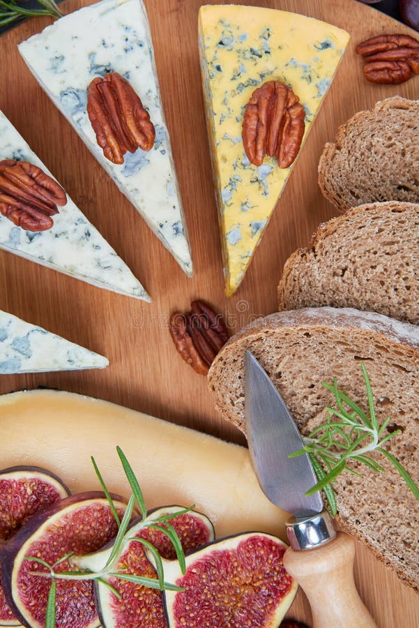 Various types of cheese stock image. Image of camembert - 89928987