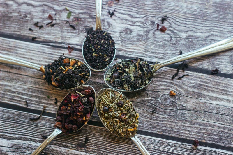 Various Types of Herbal Tea in Spoons. Spoons with Dry Tea Leaves Stock ...