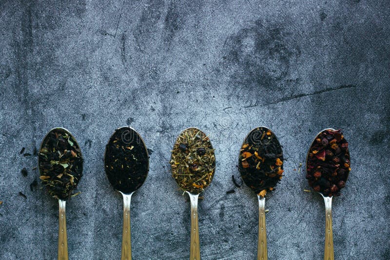 Various Types of Herbal Tea in Spoons. Spoons with Dry Tea Leaves Stock ...