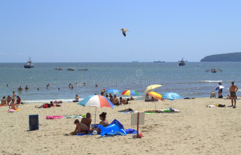 Varna-Strand MTV Beraten Sich üb Szene Redaktionelles Stockbild - Bild ...