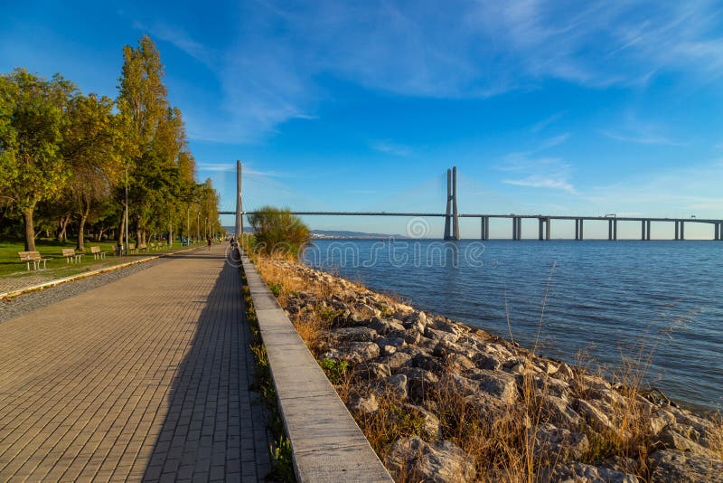 Vasco da Gama bridge editorial stock photo. Image of famous - 262837888