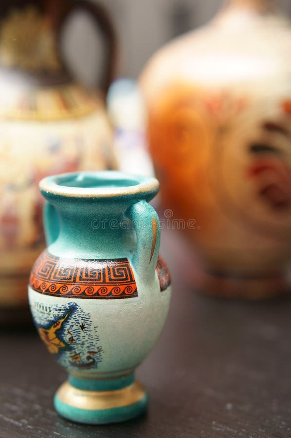 Vasos gregos cerâmicos foto de stock. Imagem de gregos - 41813632