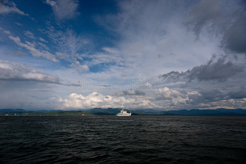The vast sea and clouds stock image. Image of deep, wave - 184461895