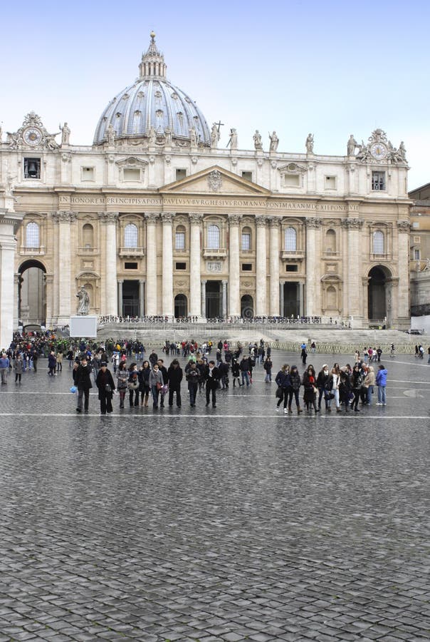 Vatican crowd people editorial image. Image of mass, crowd - 14080060