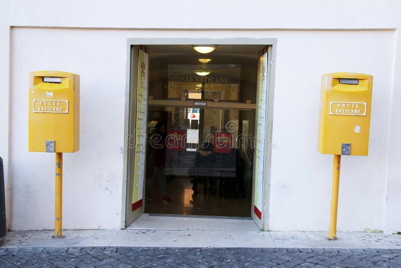 Vatican. Post Office. Basilica of Saint Peters Square. Rome Editorial ...