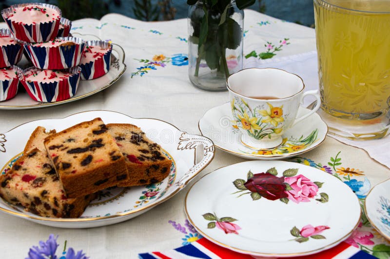 VE Day 80th Anniversary – a Royal British Afternoon Tea Celebration ...