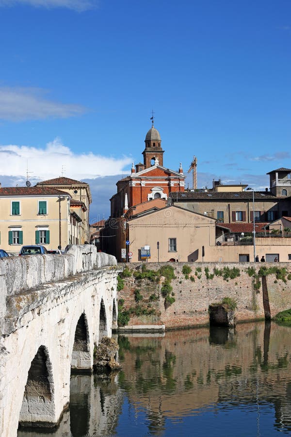 Vecchi Città Di Rimini E Ponte Di Tiberius Fotografia Stock - Immagine ...