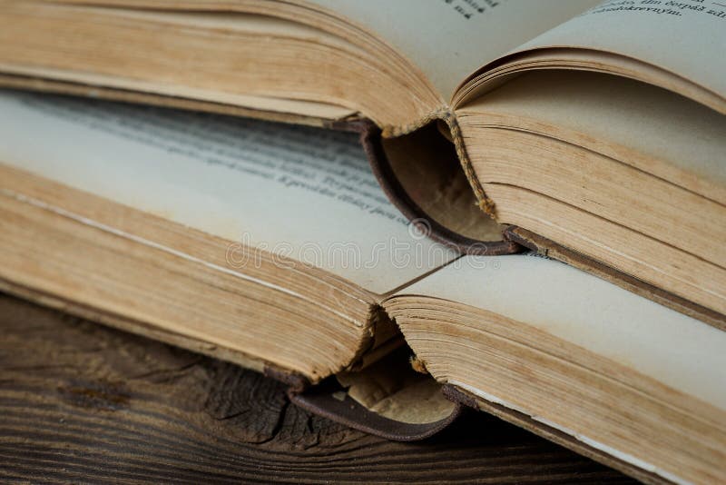 Libri Storici A Partire Dallo XVI Secolo In Joanina Library Fotografia ...