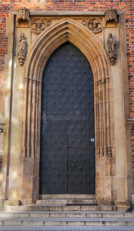 Vecchia Porta Antica Chiusa Del Ferro Fotografia Stock - Immagine di ...