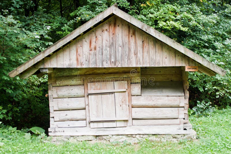 Vecchia Stalla Di Legno Del Maiale Immagine Stock - Immagine di ...