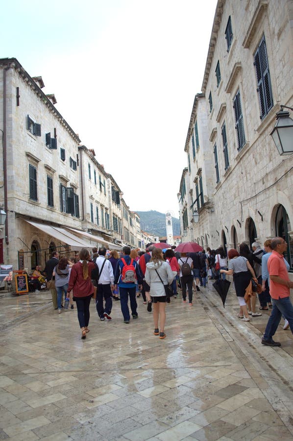 Vista della via di Ragusa immagine stock editoriale. Immagine di ...