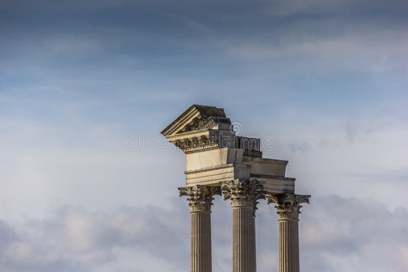 Vecchie Colonne Romane Nel Parco Archeologico Di Xanten Fotografia ...
