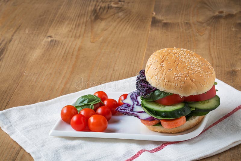 Vegan Burger with Fresh Vegetables Stock Image - Image of fast, green ...
