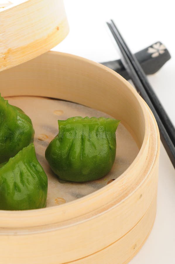 Vegetable dim sum stock photo. Image of steamer, bamboo - 32301976
