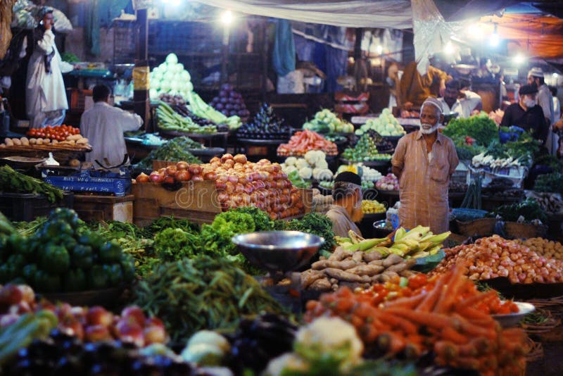 Vegetable Market at Night in Saddar Bazaar Editorial Photo - Image of ...