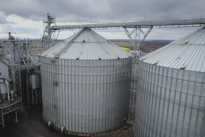 Vegetable Oil Production Plant Seed Storage Tanks Stock Image - Image ...