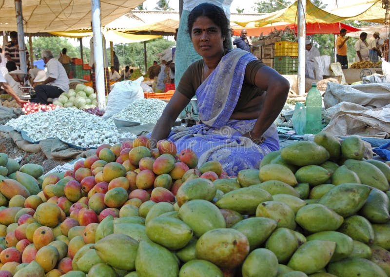 Mango Seller at Roadside of India Editorial Stock Image - Image of ...