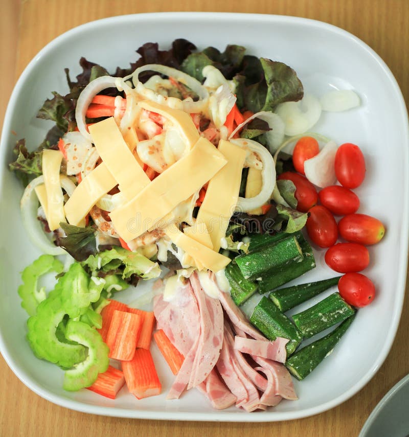 Vegetables in Disk Withcheese Stock Photo - Image of imitation, lettuce ...