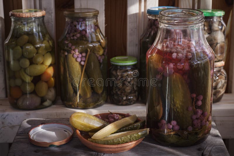 Vegetais Postos De Conserva Em Uns Frascos Imagem de Stock - Imagem de ...
