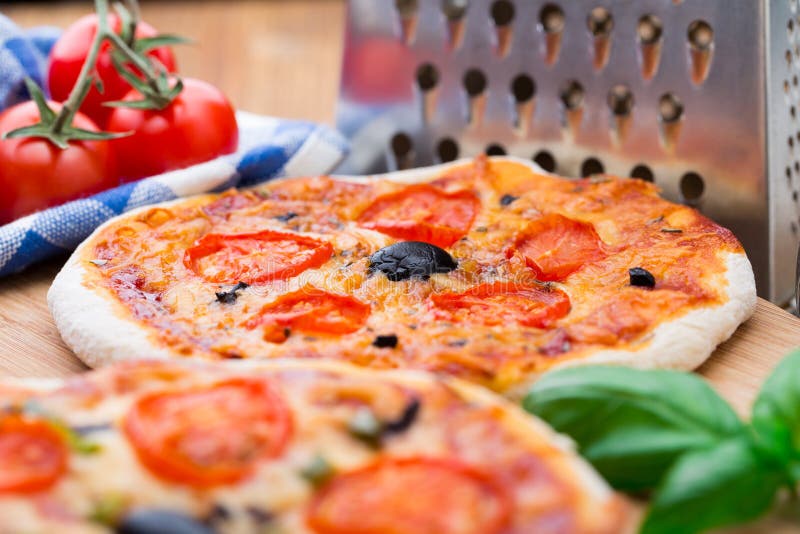 Vegetarian mini pizza stock photo. Image of snack, cuisine - 40506532