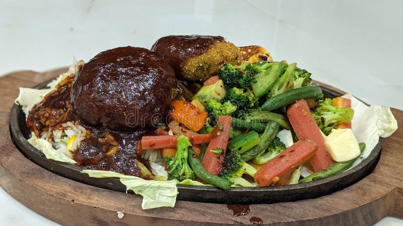 Vegitable sizzler stock image. Image of called, seafood - 276217031