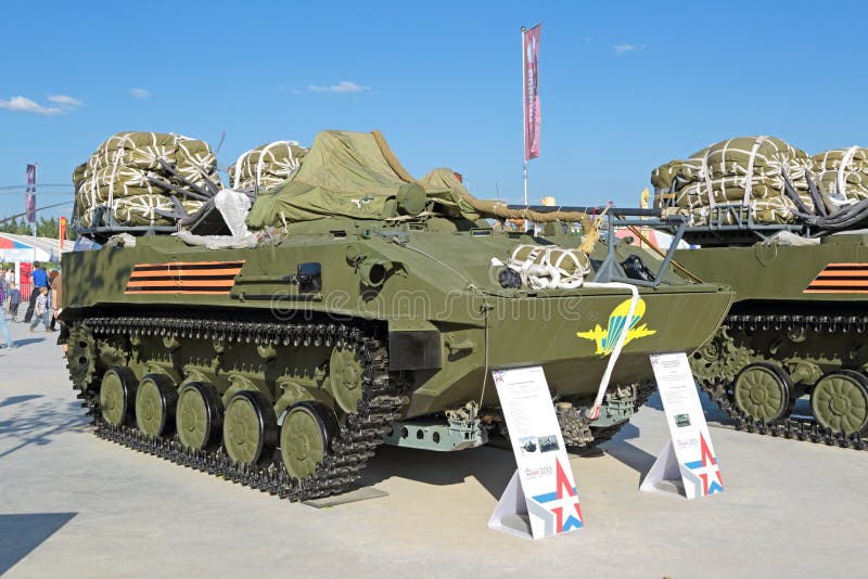 Vehículo De Combate Del BMD-3 Aerotransportado Imagen editorial ...