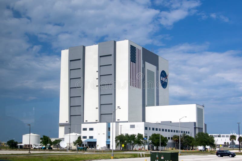 Vehicle Assembly Building editorial image. Image of florida - 241973865