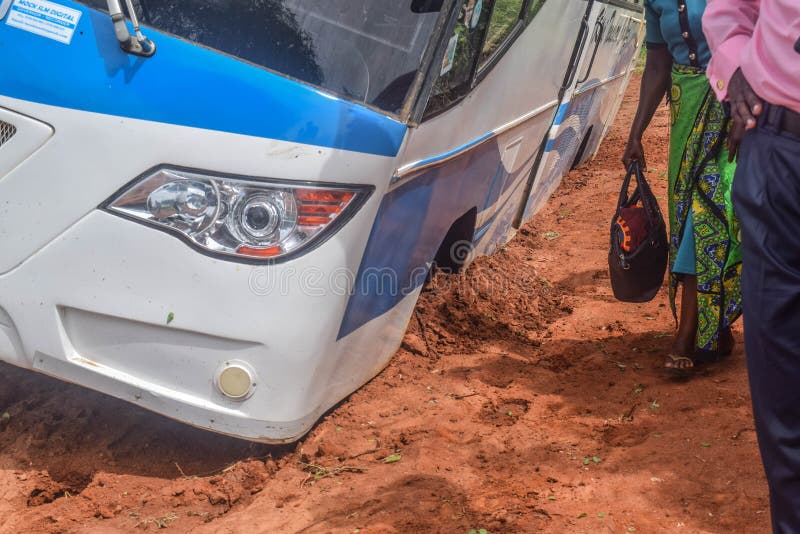 A vehicle is stuck editorial photo. Image of kenya, amazing - 143288021