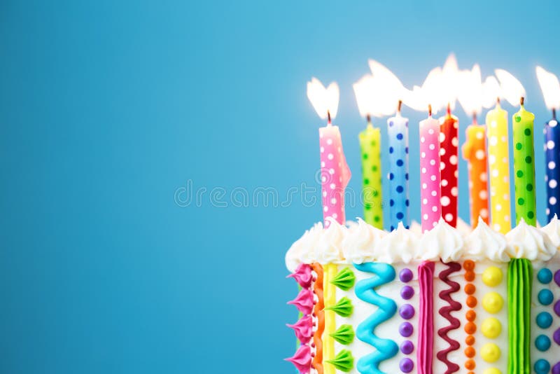 Velas Coloridas Do Aniversário Imagem de Stock - Imagem de ...