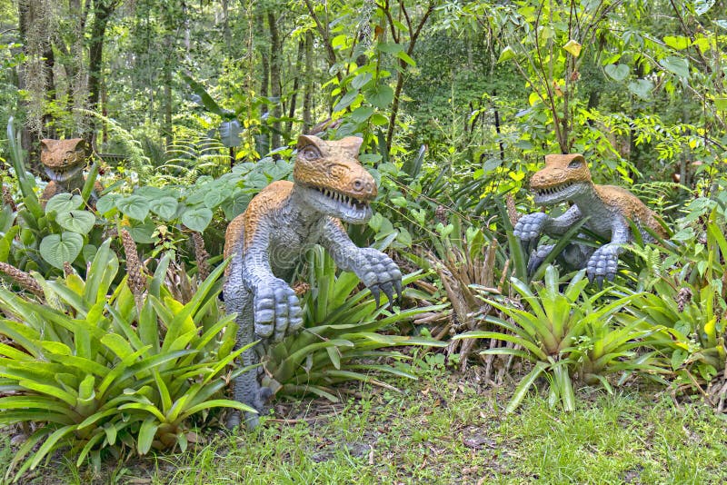 Velociraptors editorial stock image. Image of evolution - 149314769