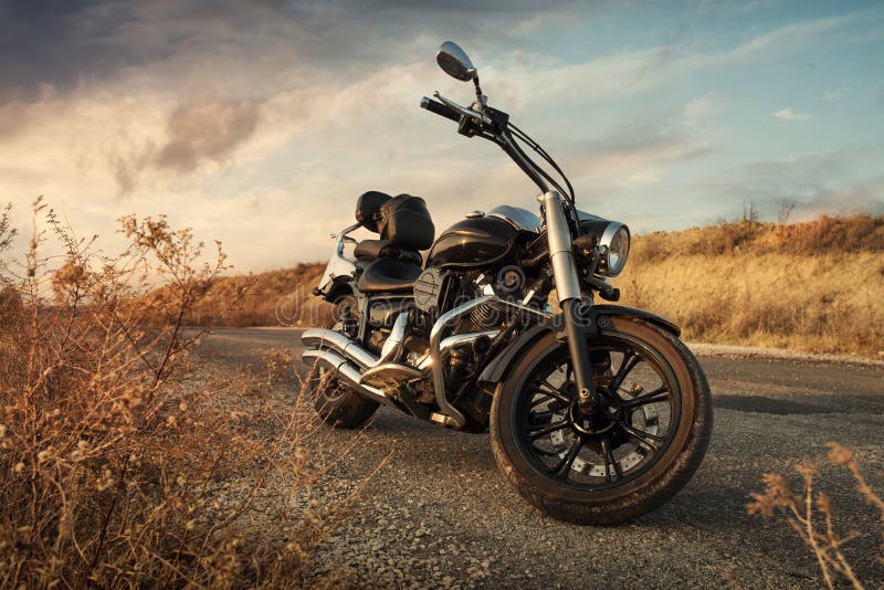 Velomotor Preto Do Vintage Na Estrada Front View Imagem de Stock ...