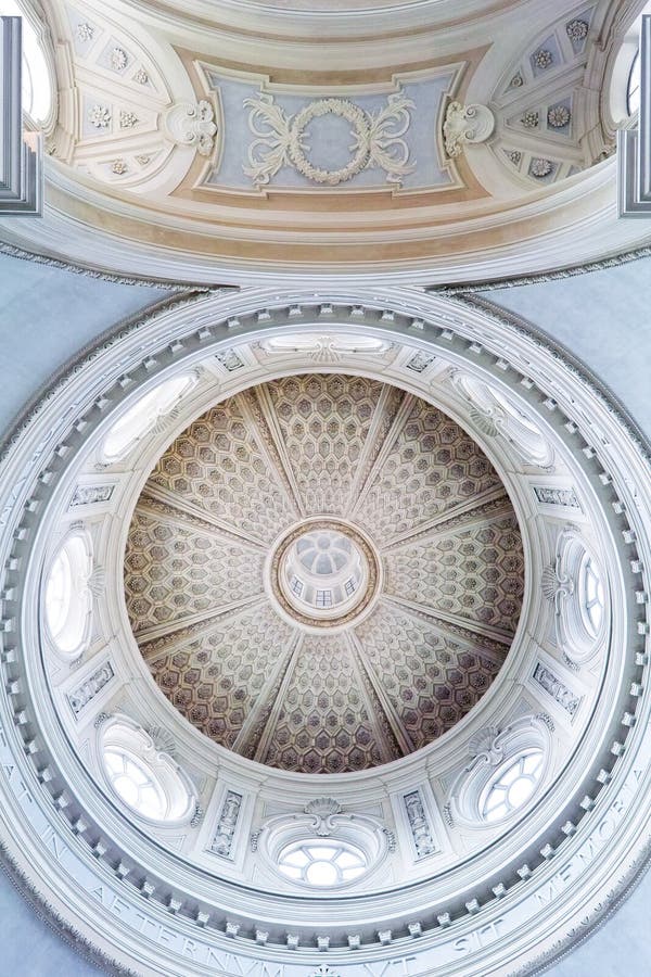 Decorated palace ceiling stock image. Image of french - 26779907