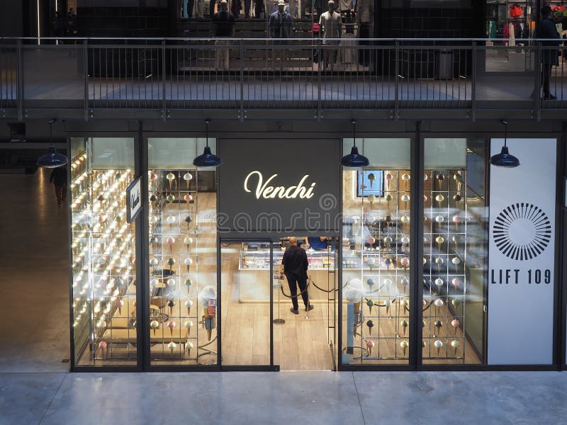 Venchi Storefront Stock Photos - Free & Royalty-Free Stock Photos from ...